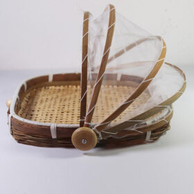 Covered Basket - Covered Serving Baskets a Healthy Way to Share Food